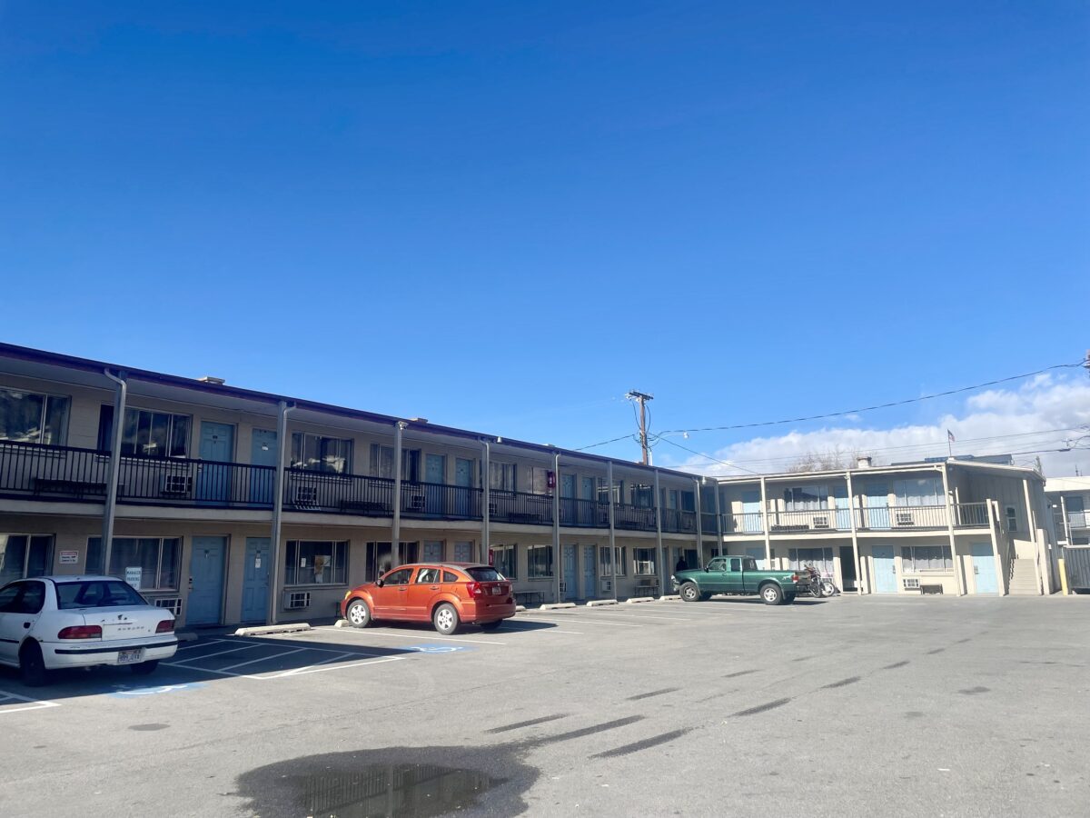 UPDATE: SWAT responds after man refuses to leave Provo motel room ...